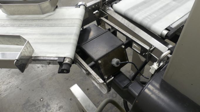 How to Secure Load Cells on Single Belt Checkweighers